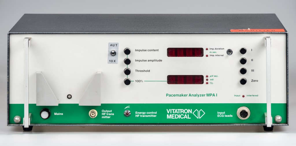 Pacemaker PMA 1, Fa. Vitatron Medical – Historisches Archiv